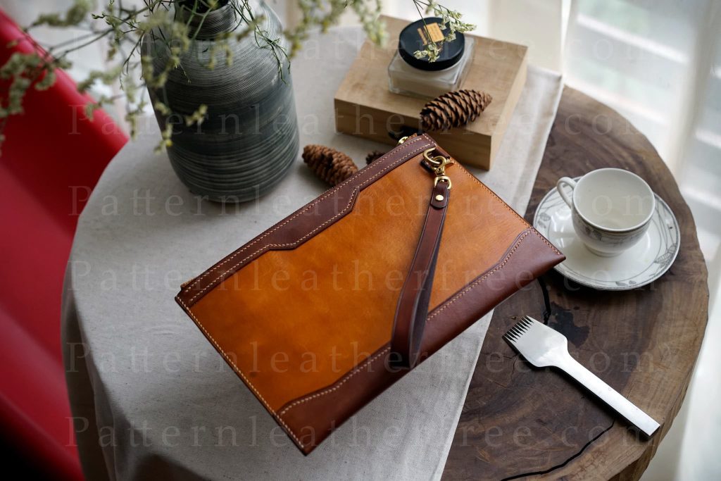 Pattern Leather Clutch - Download PDF